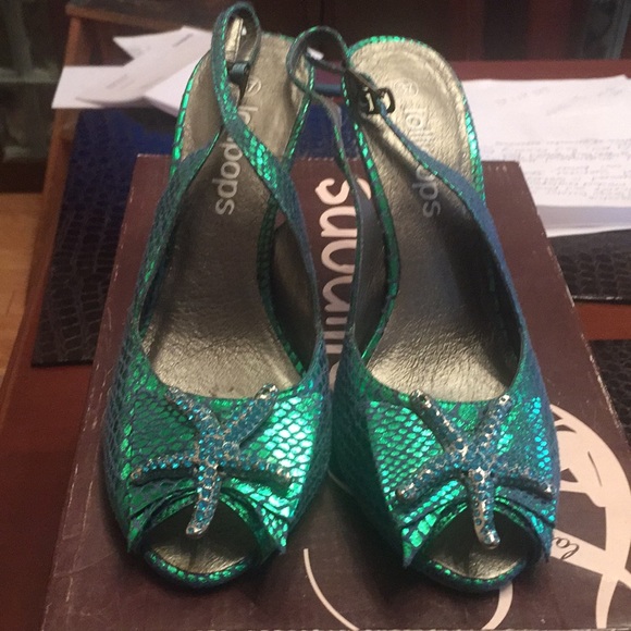 lollipops from france | Shoes | Green Snake Sandals With Bejeweled Sea ...
